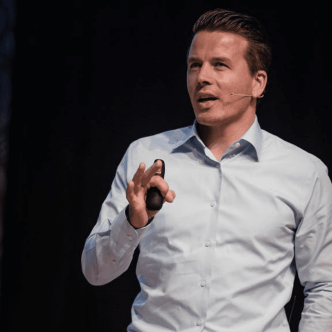 Inspirerende spreker over technologie en de toekomst - (𝐩𝐨𝐩𝐮𝐥𝐚𝐢𝐫)